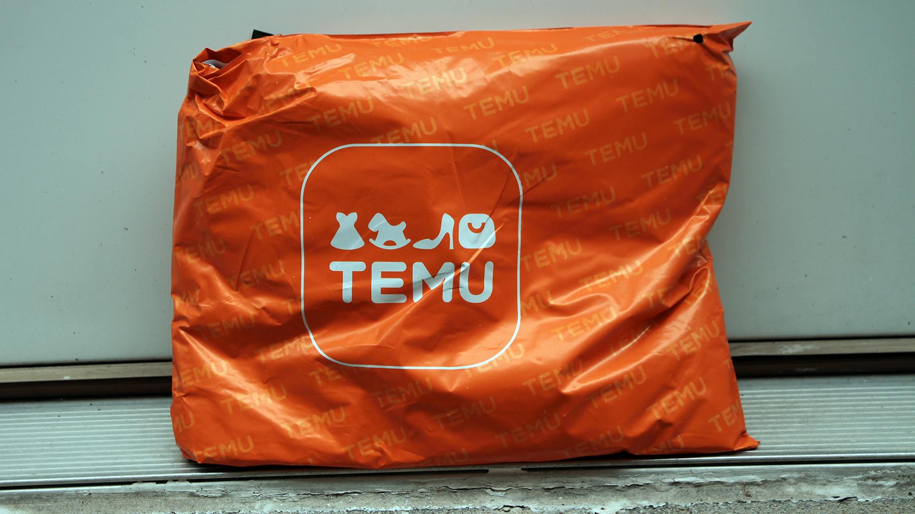 U.S. Lawmakers Demand Temu Shipment Ban Over Forced Labor Concerns ...