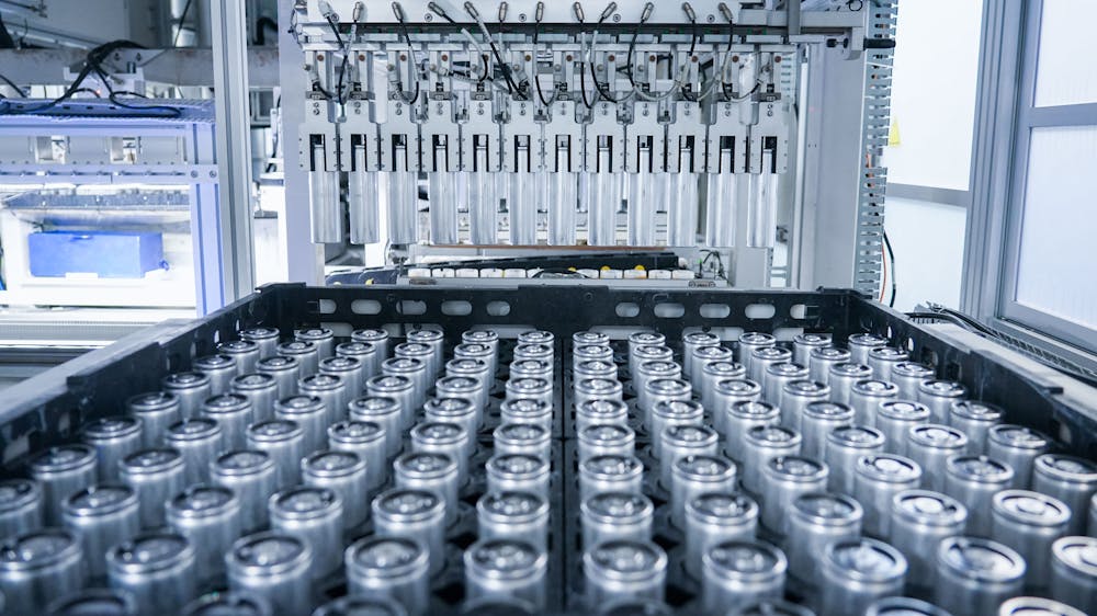 The Electric: A U.S. Silicon Battery Startup Exploits China’s Excess ...