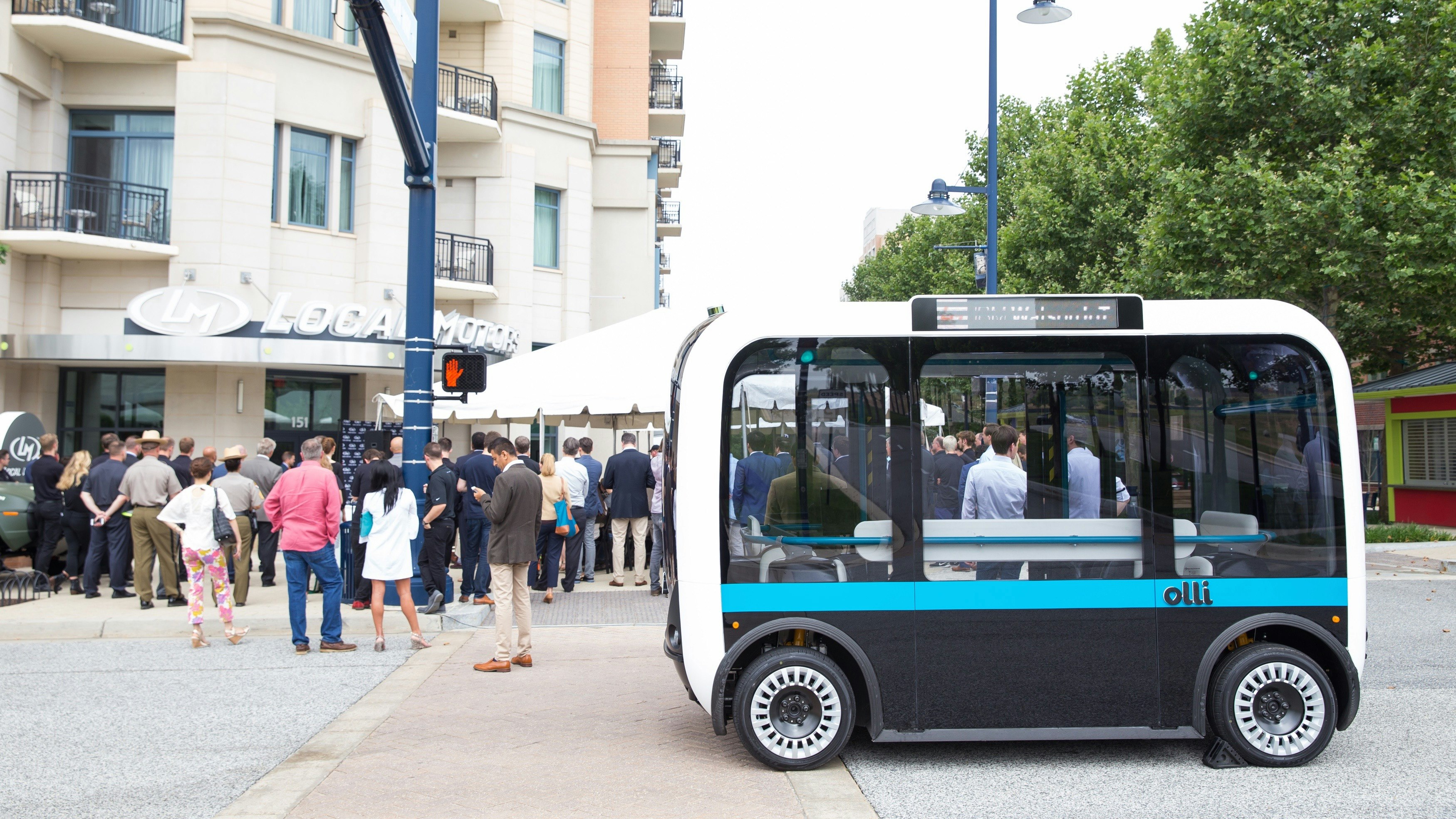 The Great Self-Driving Shuttle Race — The Information
